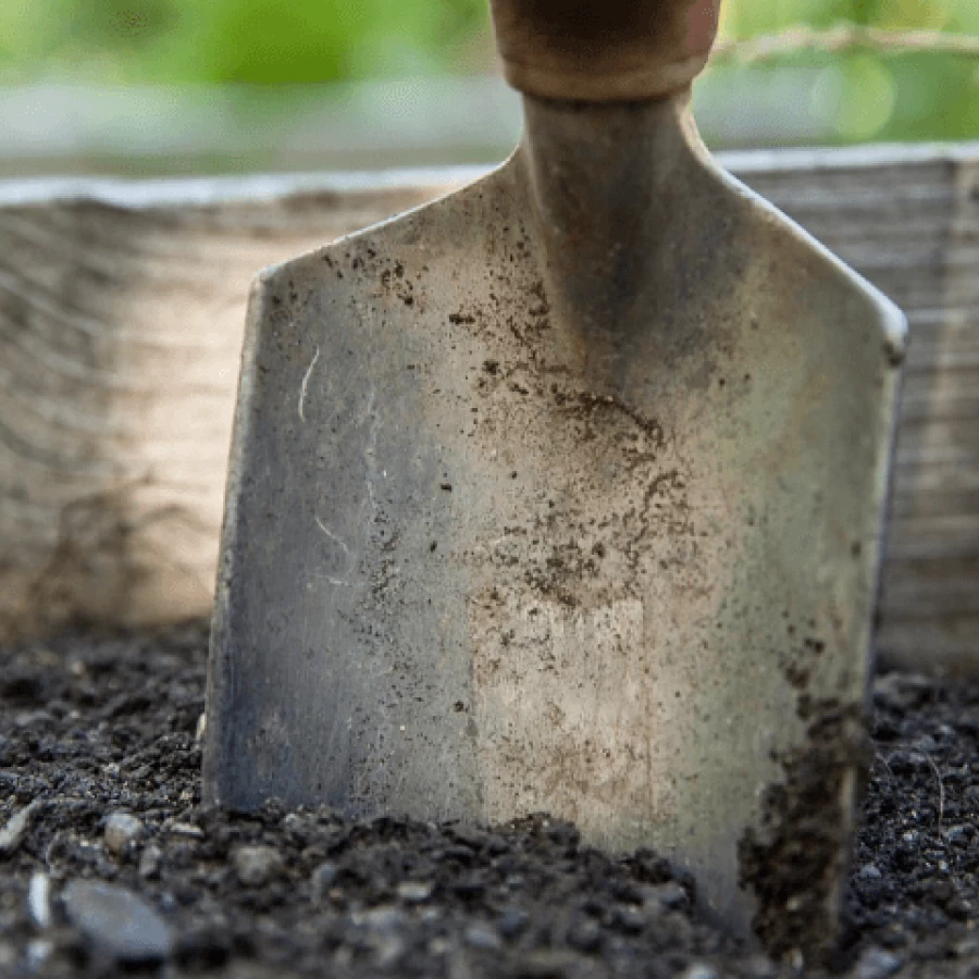 Les outils pour travailler le sol